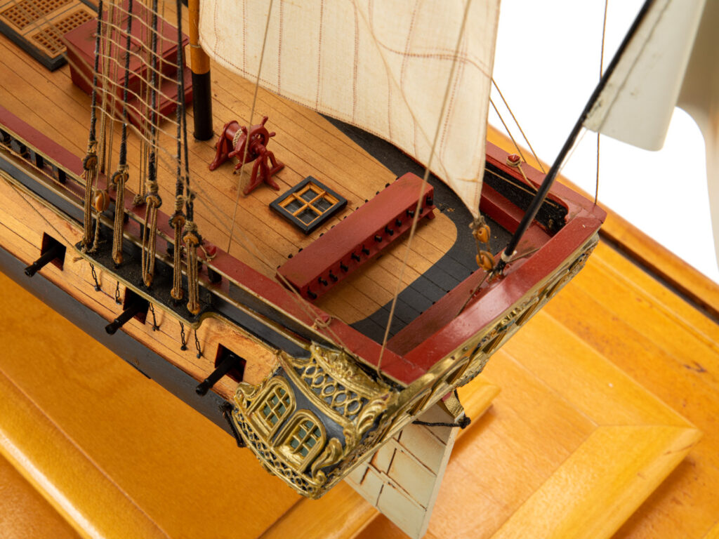 La FLORE - Maquette de Bateau Déjà Montée - Mistral Maquettes
