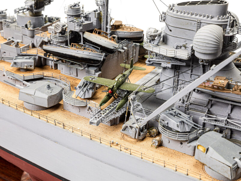 Maquette du Bismarck · Célèbre Cuirassé · Mistral Maquettes