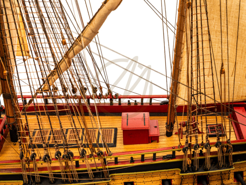 La Flore (1756) - Maquette de Bateau Déjà Montée - Mistral Maquettes