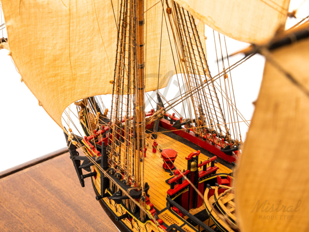 La Flore (1756) - Maquette de Bateau Déjà Montée - Mistral Maquettes